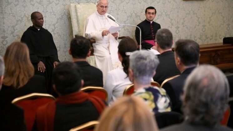 Pope: Young people, be next generation of intercessors for world’s ...